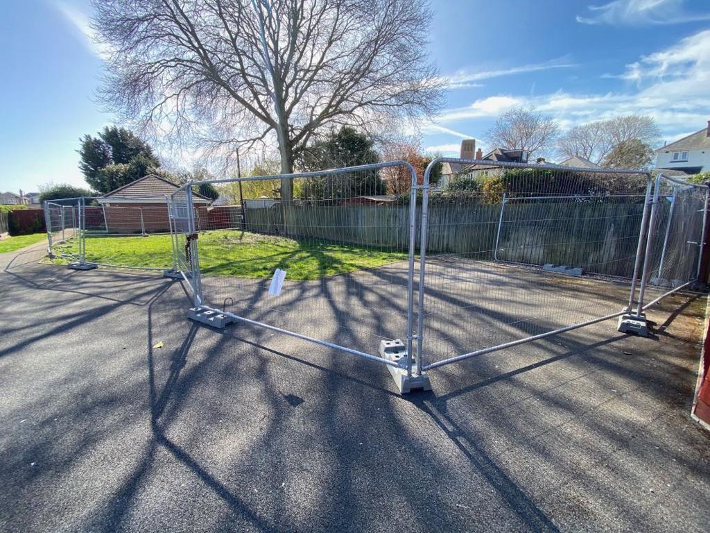 Land at 2B Muscliffe Lane... Land - £20,000