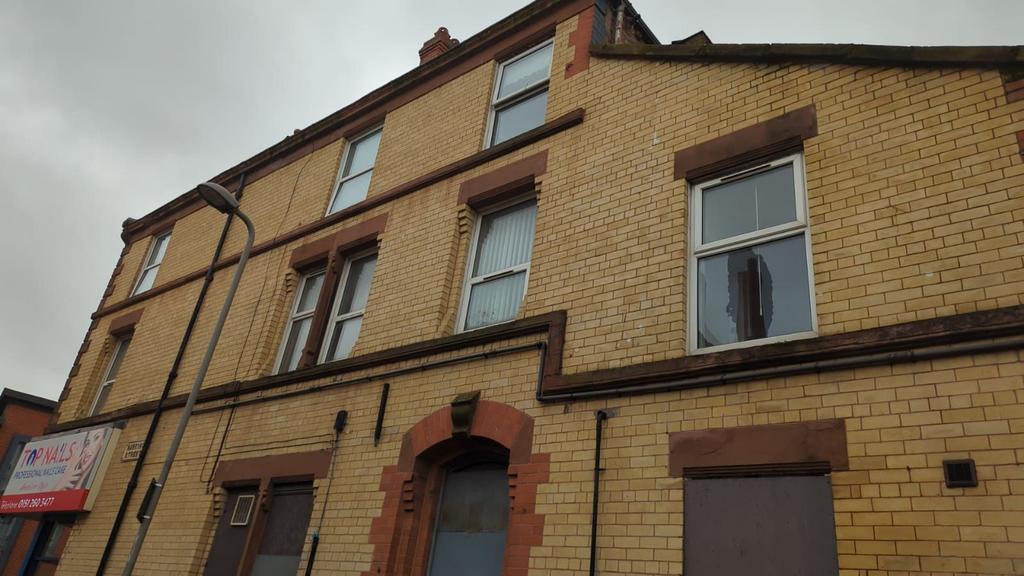 Liverpool L6 4 bed flat - £950 pcm (£219 pw)