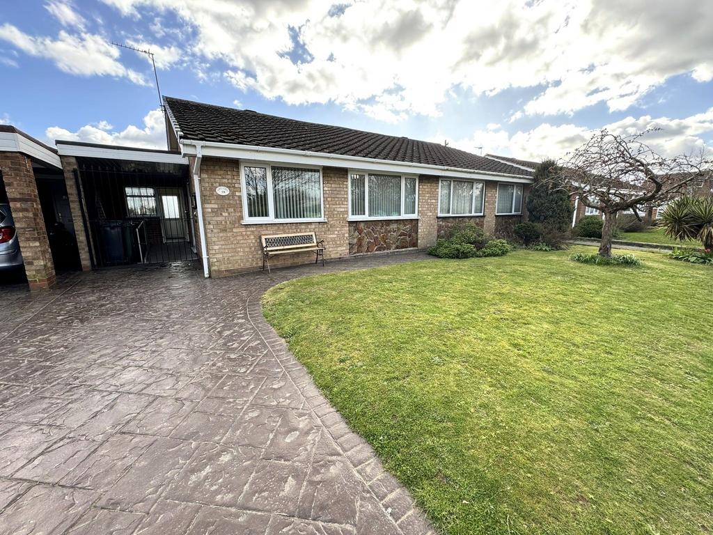 Furzebank Way, Willenhall 2 bed bungalow for sale - £195,000