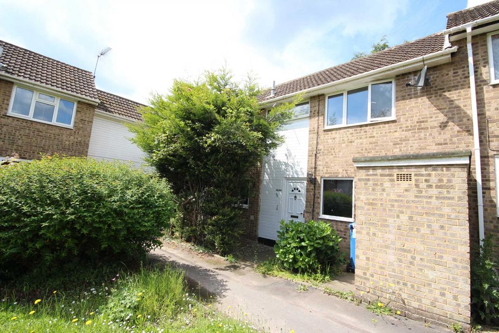 Vandyke, Bracknell RG12 4 bed terraced house - £1,700 pcm (£392 pw)