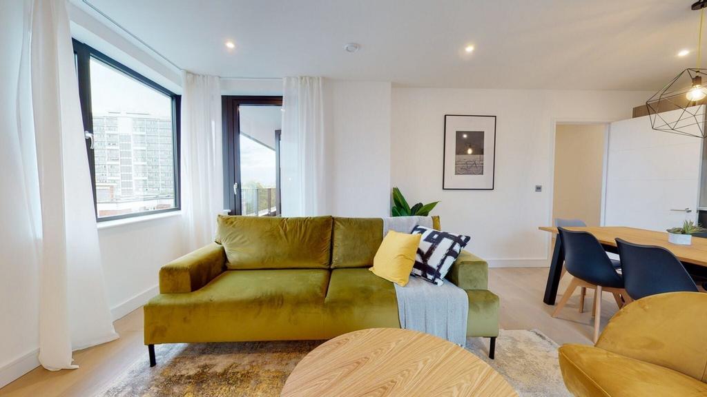 Cremer Street 3 bed flat - £4,700 pcm (£1,085 pw)