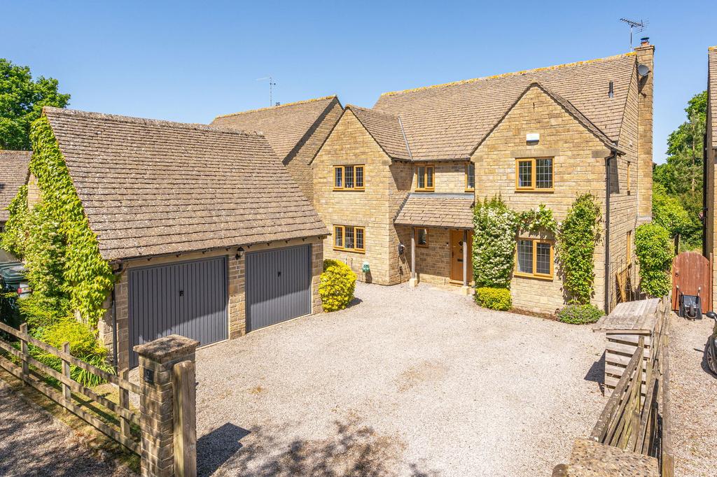 Copenacre, Upper Minety 5 bed detached house for sale - £875,000