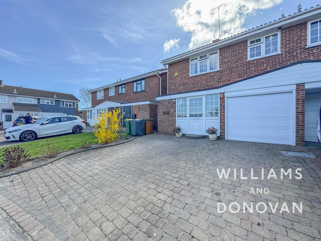 The Ramparts, Rayleigh 3 bed semi-detached house - £450,000