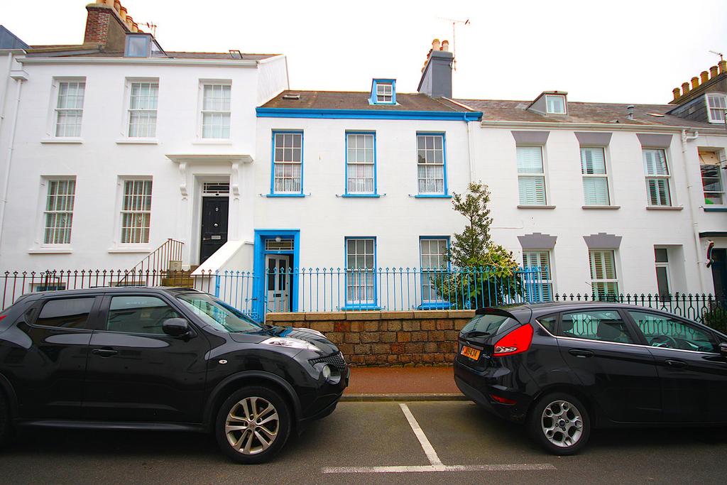 Chevalier Road, St Helier JE2 5 bed terraced house for sale - £750,000