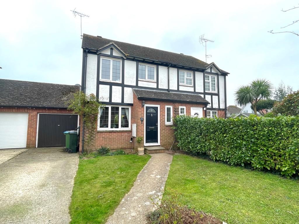 Compass Close, Littlehampton 3 bed semi-detached house for sale - £335,000