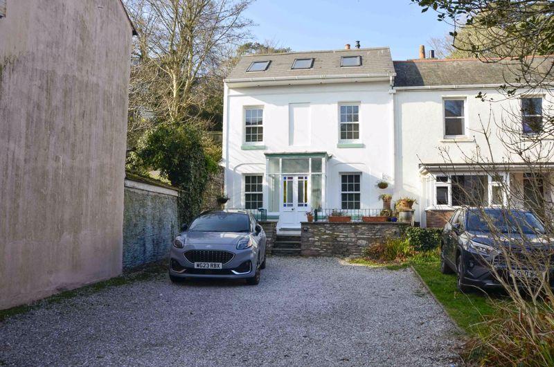 NEW ROAD BRIXHAM 4 bed end of terrace house for sale - £450,000