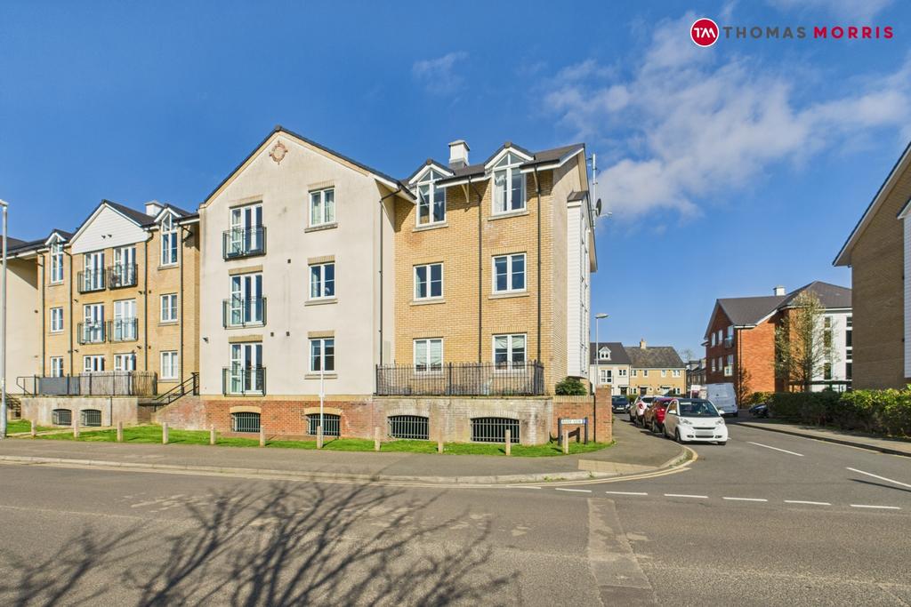 River View, Bedfordshire SG17 2 bed apartment for sale - £195,000