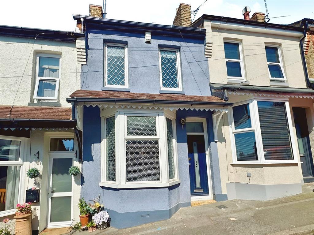 Syndale Place, Kent CT11 2 bed terraced house - £1,100 pcm (£254 pw)