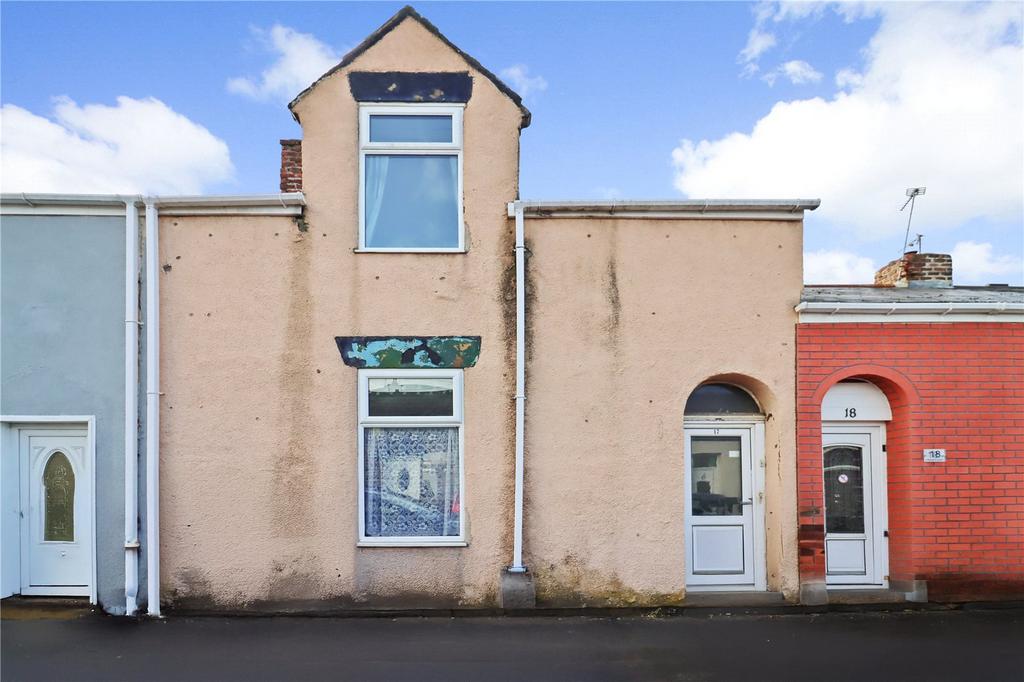 Warwick Street, Tyne and Wear SR5 3 bed terraced house - £60,000