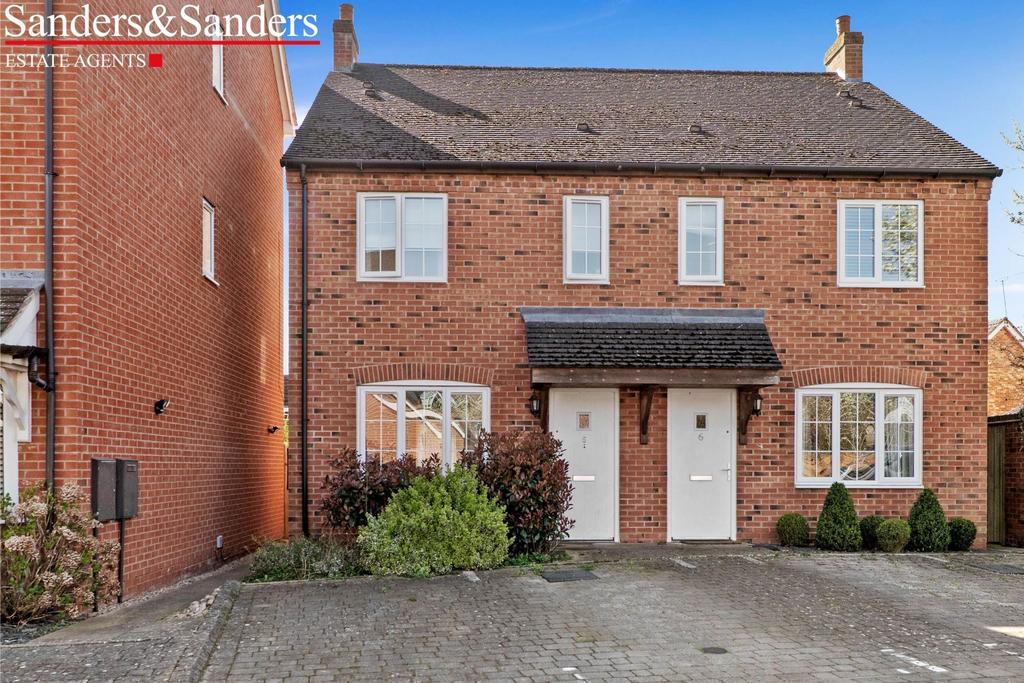 Flax Close, Alcester, B49 3 bed semi-detached house for sale - £279,950