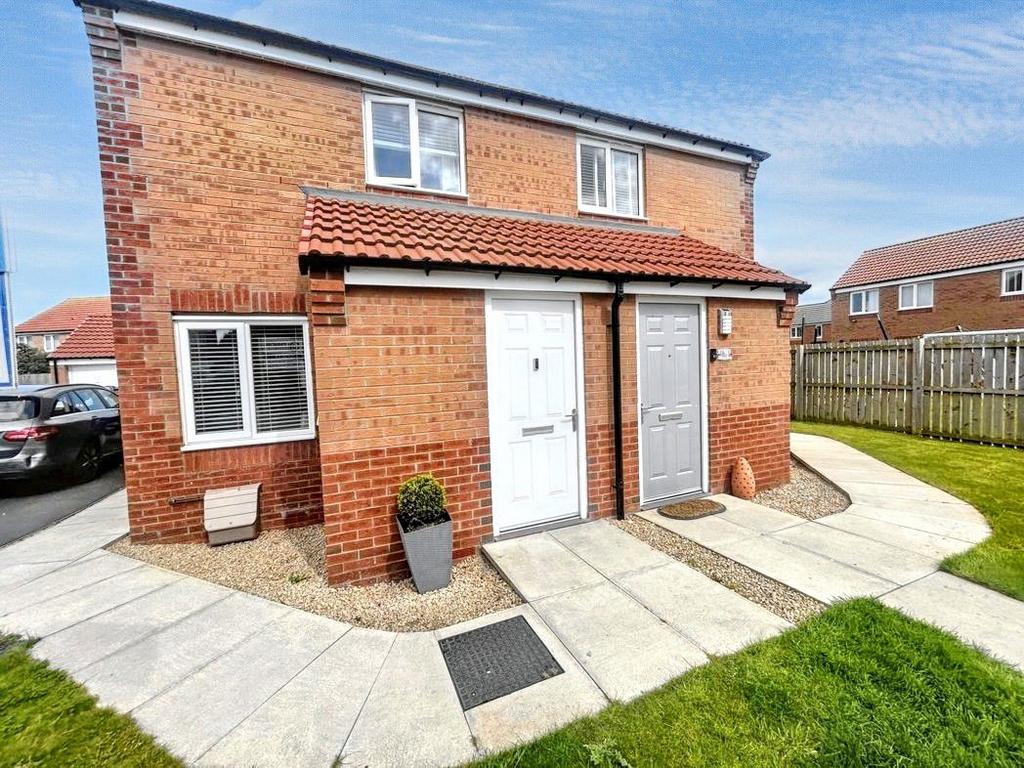 Harvey Close, Blyth, Northumberland... 2 bed semi-detached house for ...