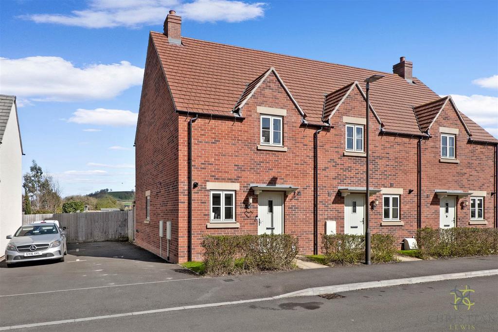 Glass House Road, Mickleton GL55 2 bed end of terrace house - £300,000