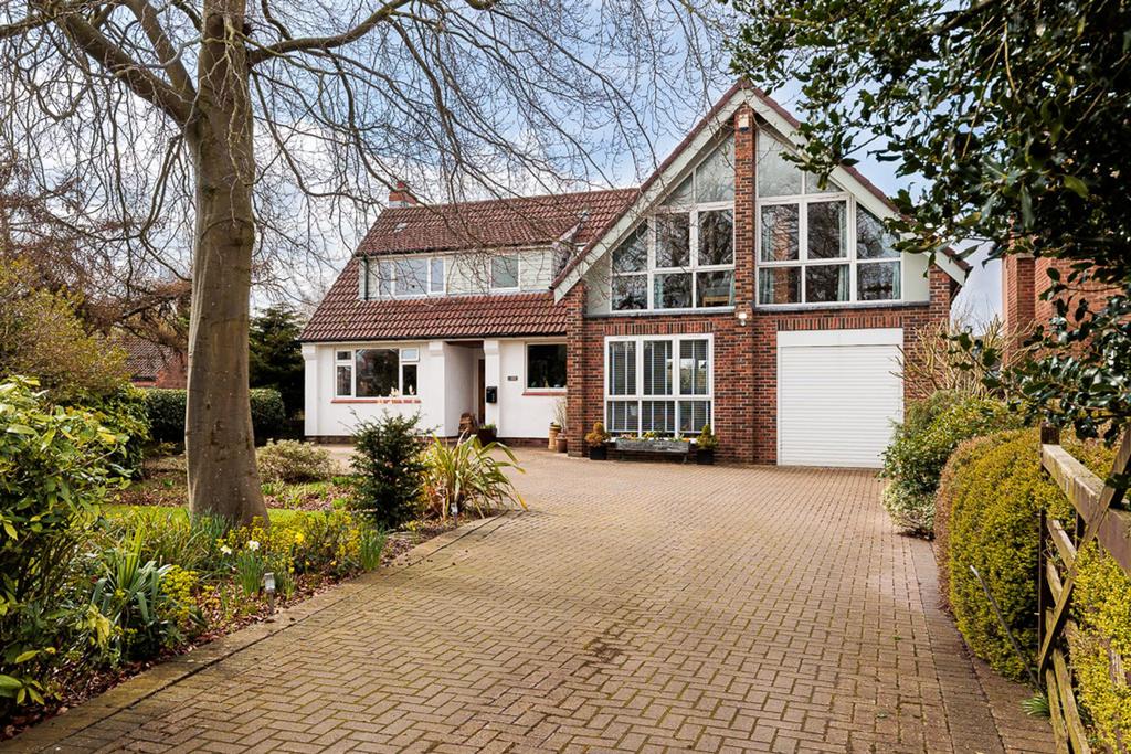 Senna Lane, Comberbach, CW9 5 bed detached house for sale - £785,000