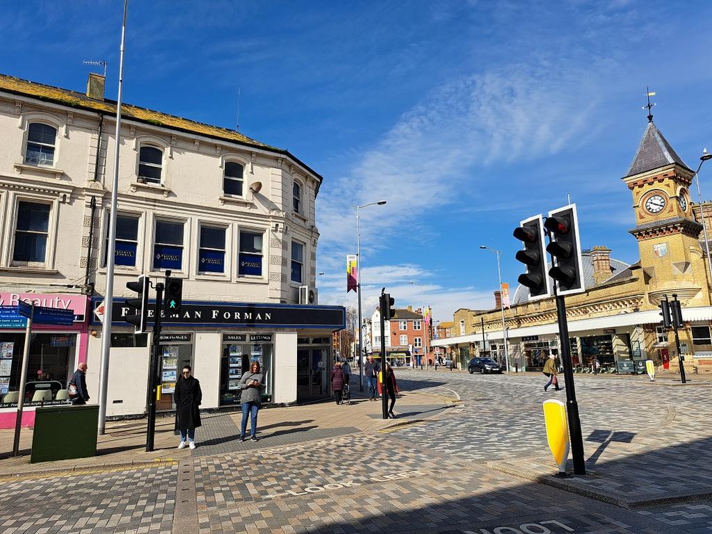Terminus Road, Eastbourne BN21 1 bed flat for sale - £92,500