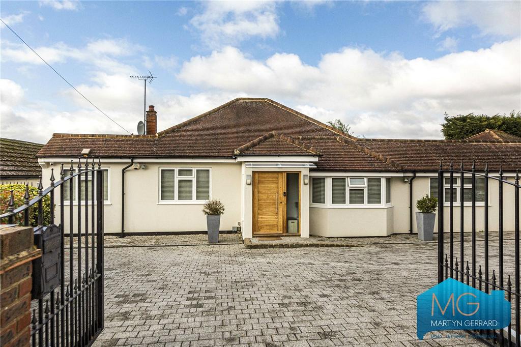 Park Road, New Barnet, Barnet, EN4 3 bed bungalow - £1,200,000