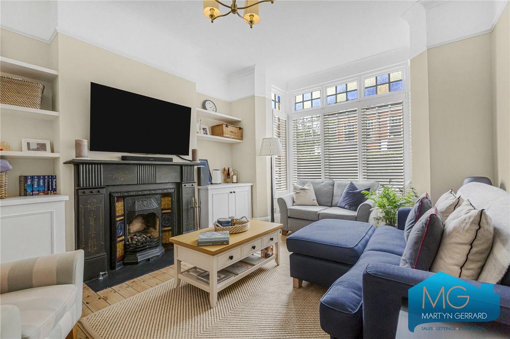 Nelson Road, London, N8 2 bed apartment for sale - £675,000