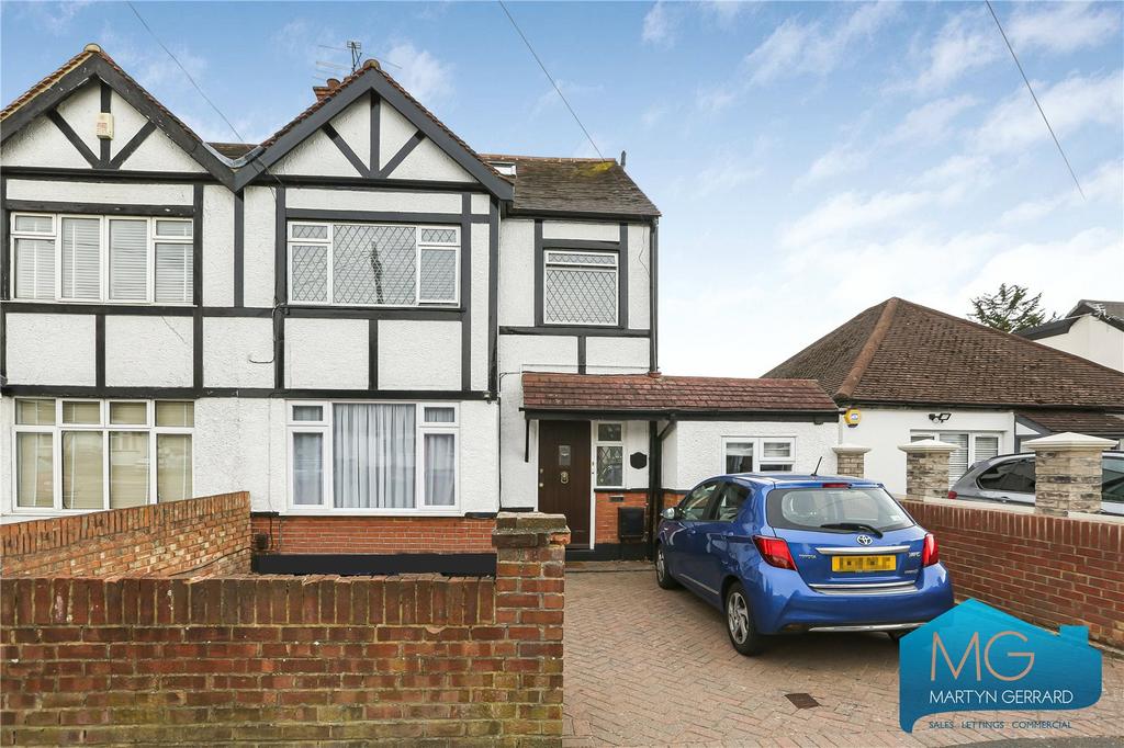 Hale Drive, London, NW7 2 bed apartment - £425,000