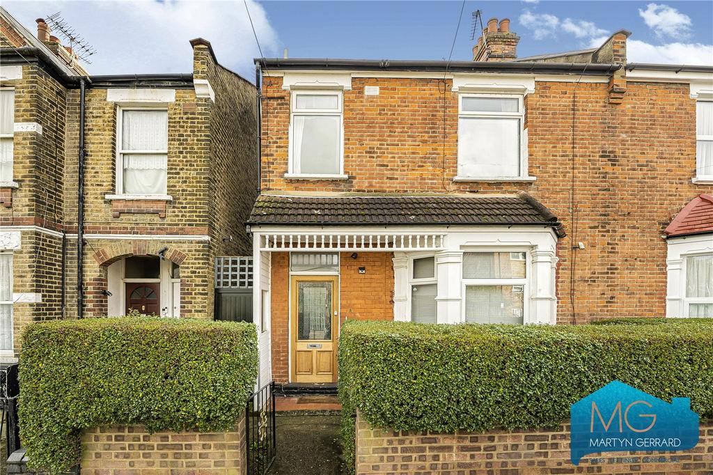 Park Road, London, N11 2 bed apartment - £425,000