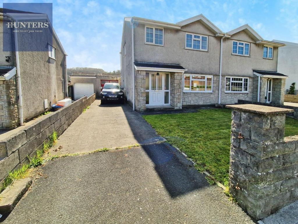 Hendre Road, Pencoed, Bridgend 3 bed semi-detached house for sale - £ ...