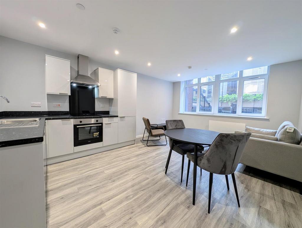 All Six House, Derby Square, Liverpool 1 bed apartment - £900 pcm (£208 pw)