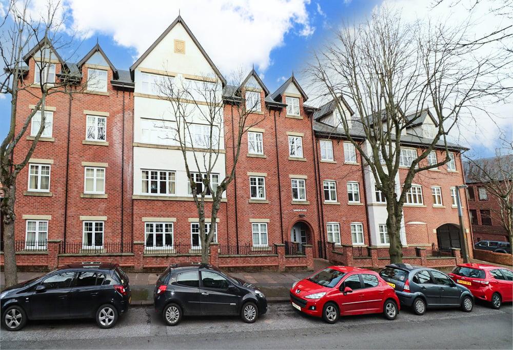 Hanson Place, Warwick Square... 2 bed apartment for sale - £145,000