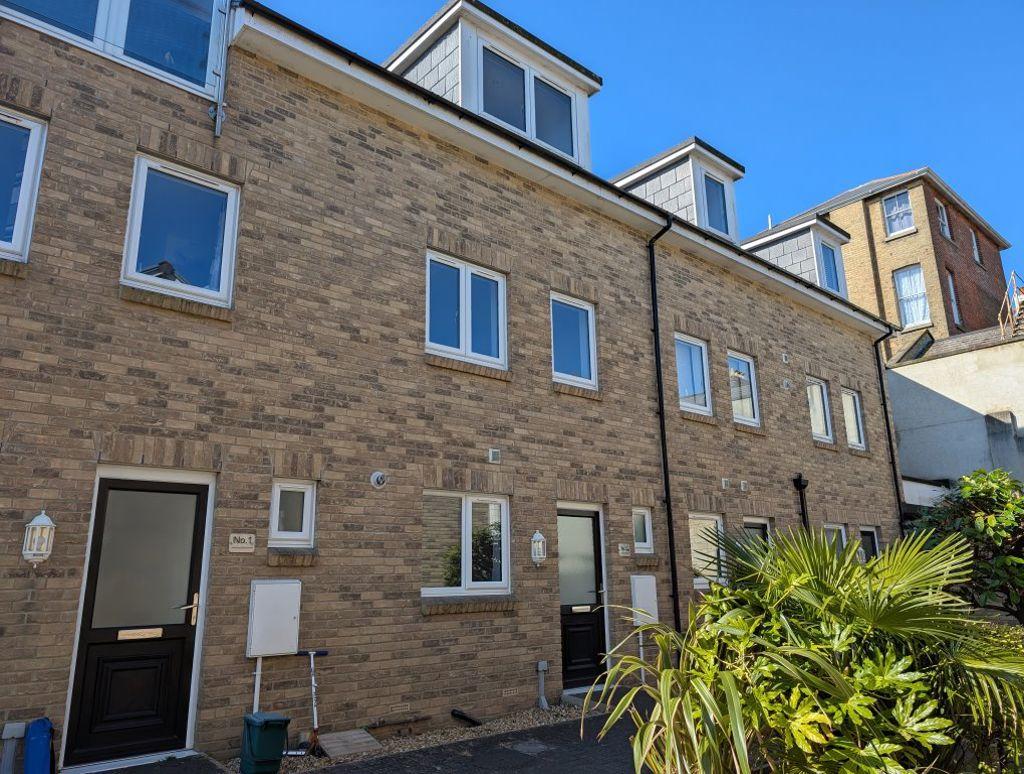 Union Road, Ryde, Isle of Wight 2 bed house - £850 pcm (£196 pw)