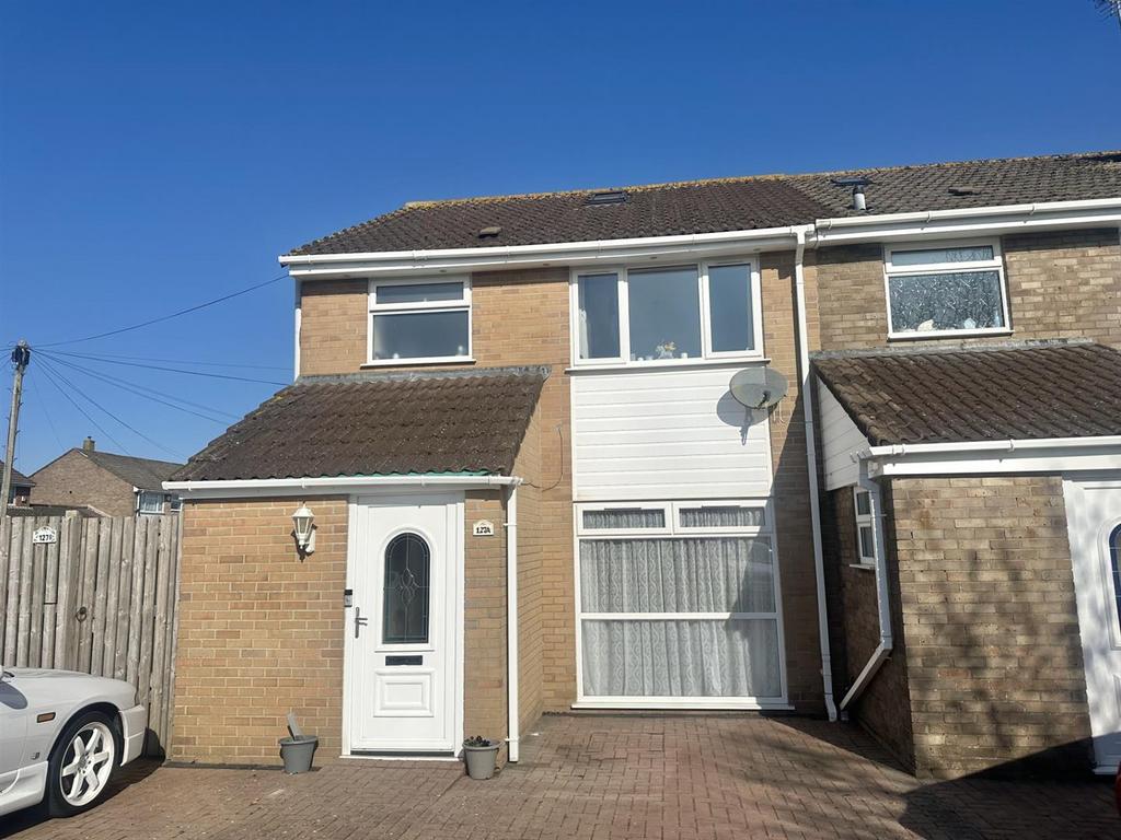 127a Stockwood Road, Stockwood, Bristol 1 bed flat - £900 pcm (£208 pw)