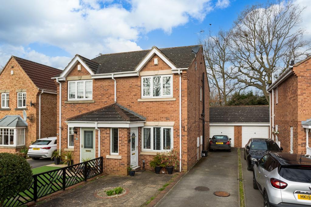 Lundy Close, York, YO30 2 bed semi-detached house for sale - £269,500