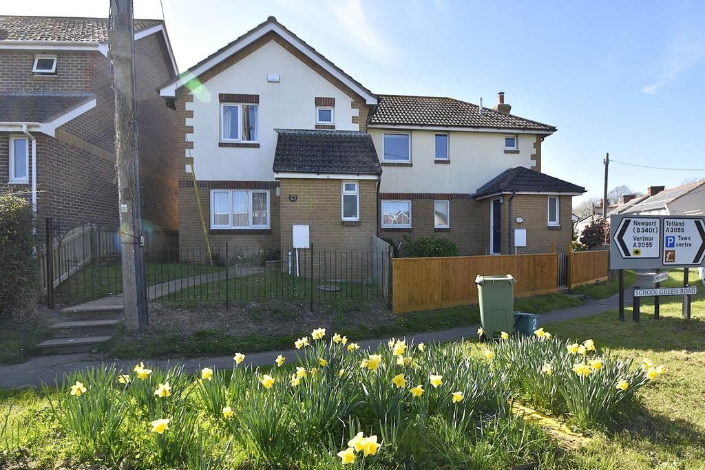 Stroud Road, Freshwater PO40 3 bed semi-detached house to rent - £1,150 ...