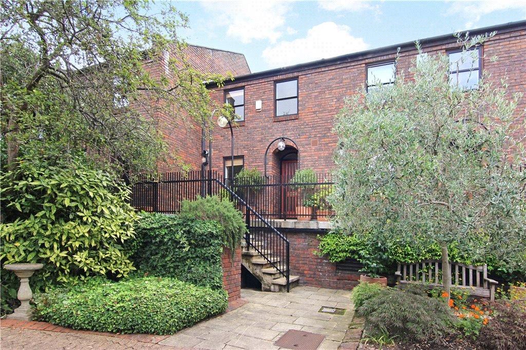 Haygarth Place, Wimbledon Village, SW19 3 bed house for sale - £1,200,000