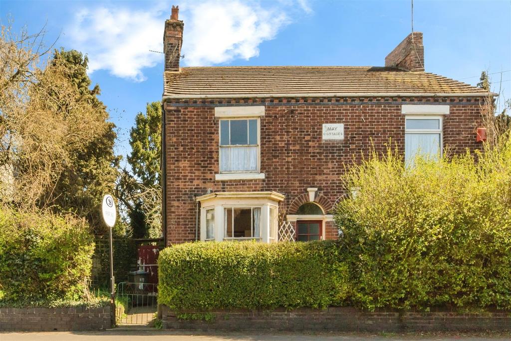 Crewe Road, Haslington, Crewe 3 bed semi-detached house - £90,000
