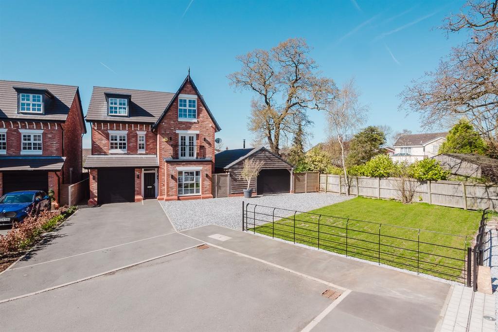 Ash Close, Lower Peover 5 bed detached house for sale - £950,000