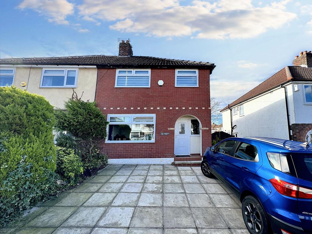 Sunny Bank Road, Bury, BL9 3 bed semi-detached house for sale - £298,000