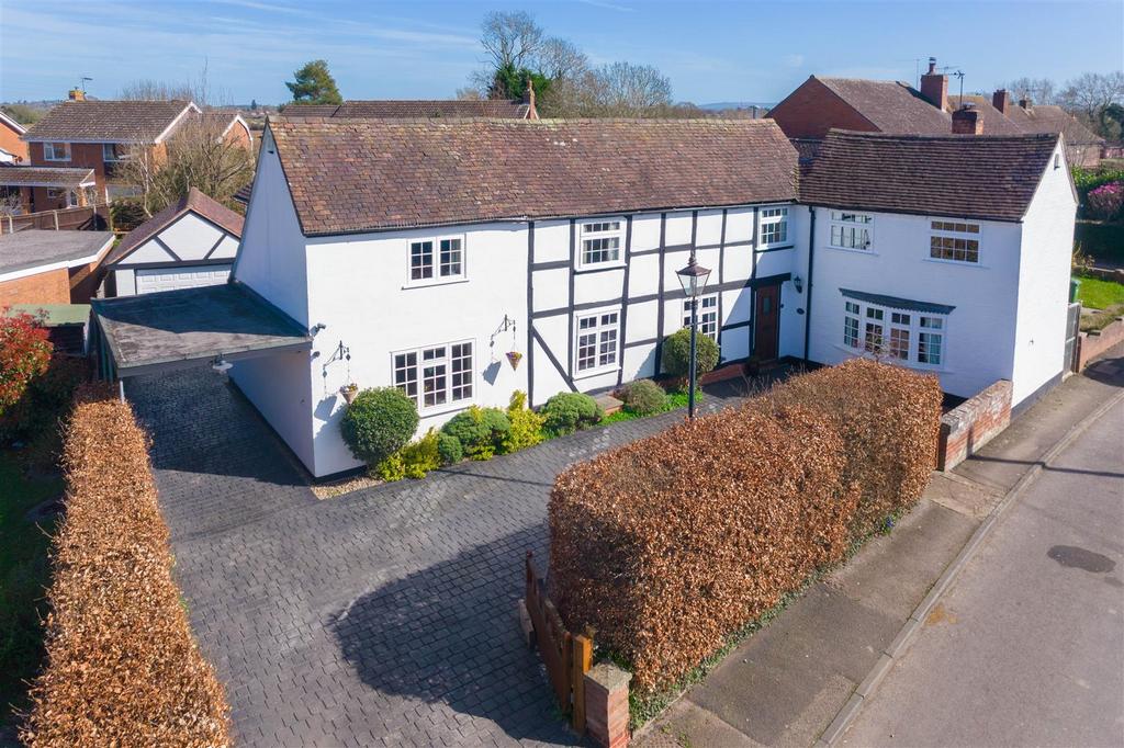 Lower Ferry Lane, Callow End, Worcester 4 bed detached house for sale ...