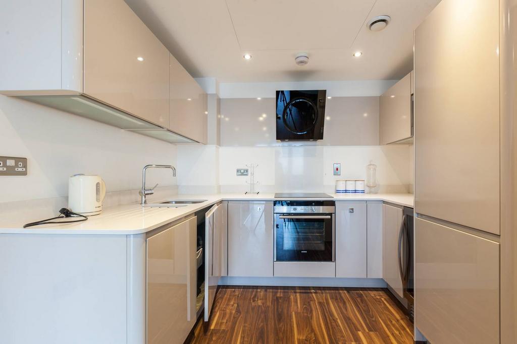 Aldgate, Tower Hamlets, London, E1 1 bed flat to rent - £2,700 pcm (£623 pw)