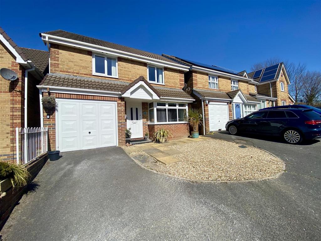 Highglen Drive, Plymouth PL7 3 bed detached house for sale - £380,000