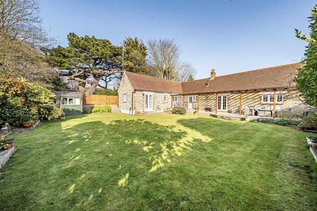 Hoe Lane, Flansham 3 bed detached bungalow for sale - £695,000