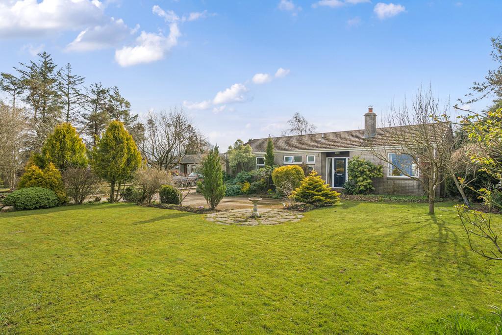 3 Hill Top, Lamonby, Penrith... 4 bed detached bungalow for sale - £425,000