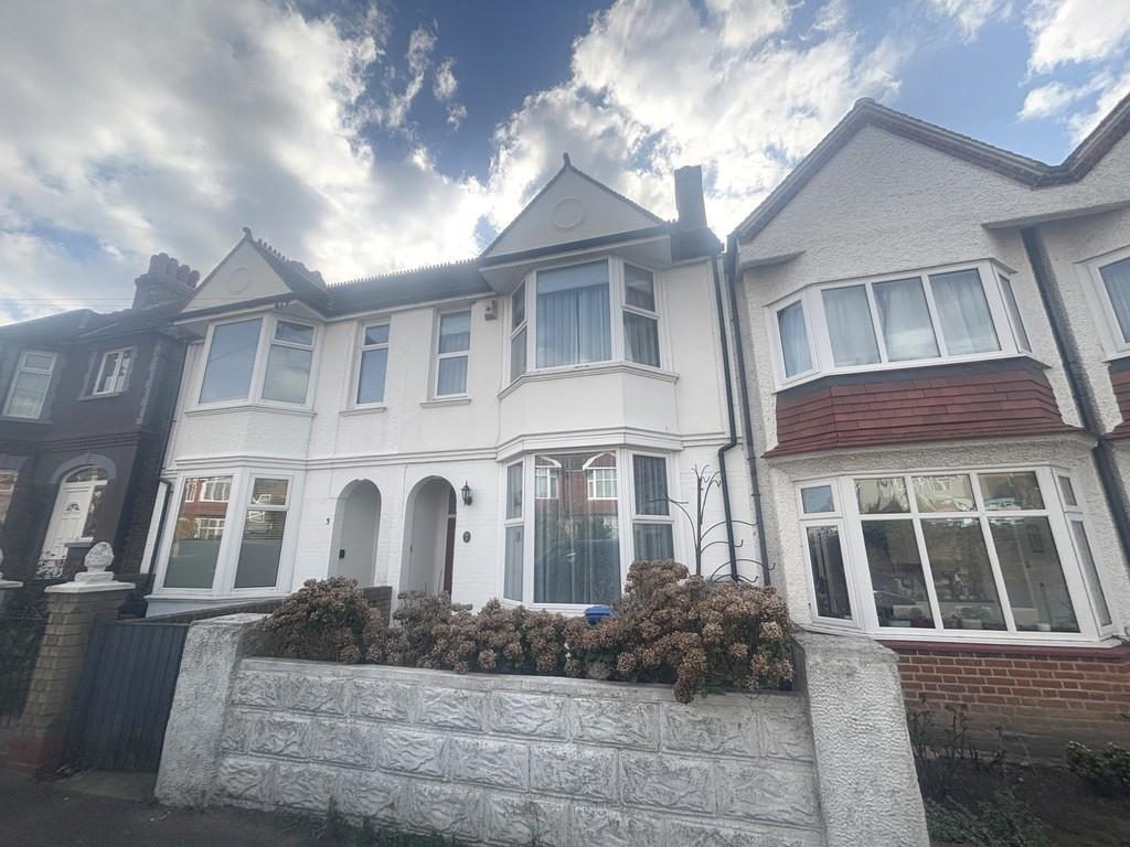 Windsor Avenue, Margate 3 bed terraced house for sale - £450,000