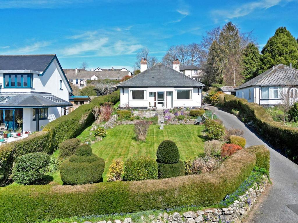 North Bovey Road, Moretonhampstead, TQ13 3 bed detached bungalow for ...
