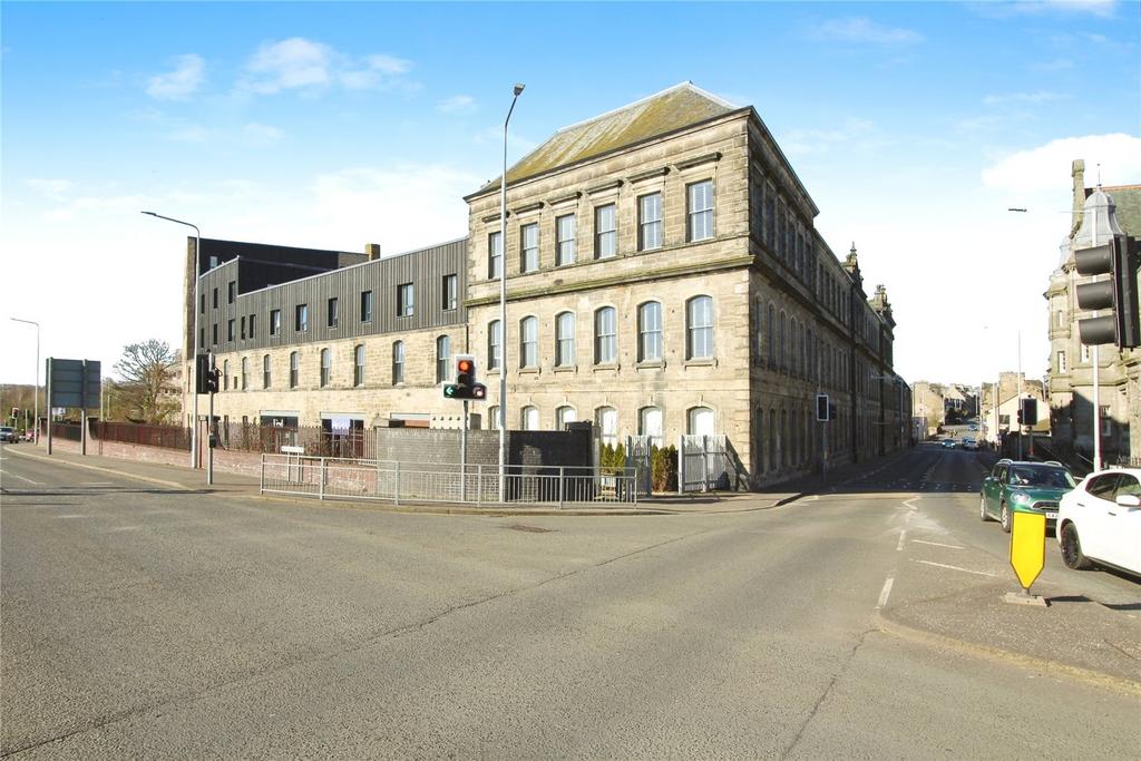 Winterthur Lane, Fife KY12 1 bed flat - £995 pcm (£230 pw)