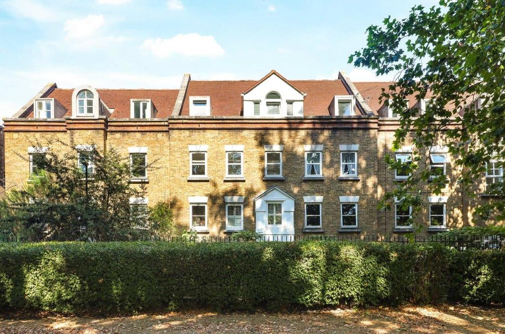 Beatrice House, 43 Stepney Green... 2 bed flat - £425,000