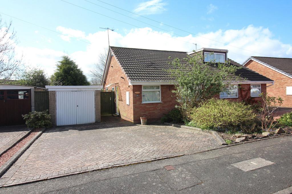 Locks View, Stourbridge DY8 2 bed semi-detached bungalow - £235,000