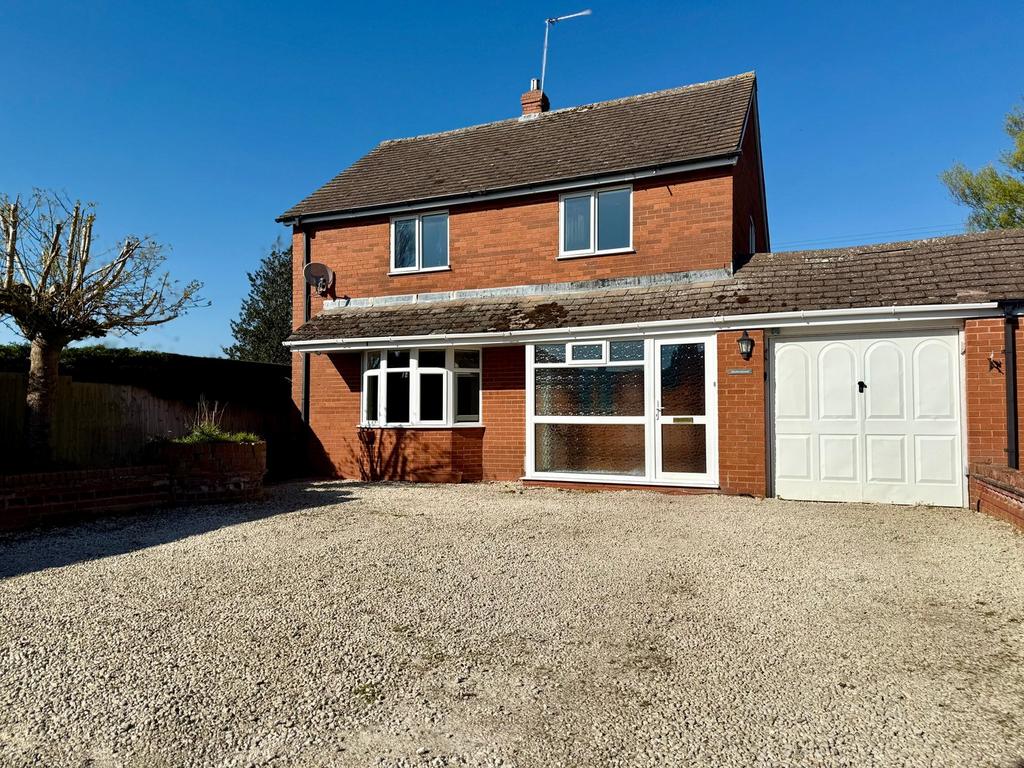 Bishopstone, Hereford, HR4 3 bed detached house - £345,000