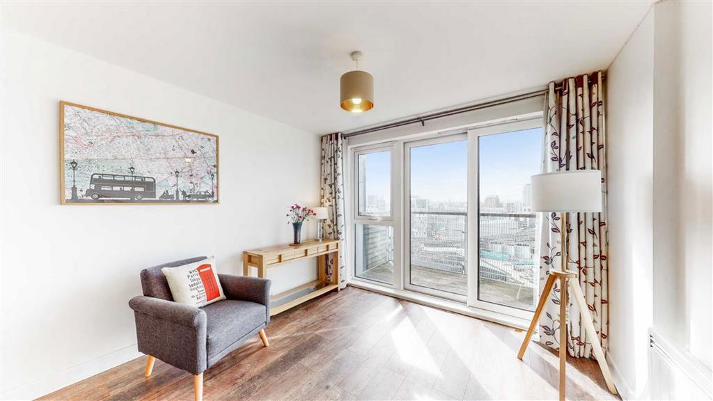 Tarves Way, London SE10 2 bed flat - £2,000 pcm (£462 pw)