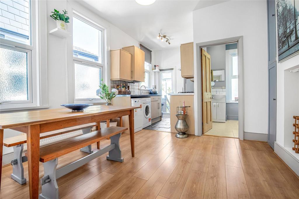 Kettering Street, London, SW16 2 bed maisonette - £425,000