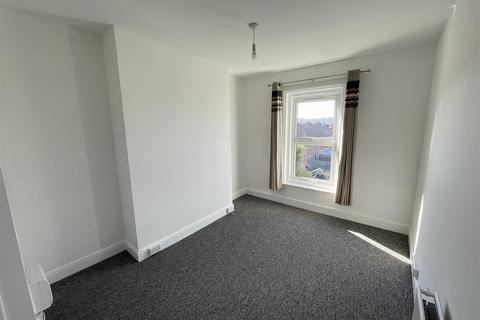 2 Bed Flats For Sale In Salisbury | OnTheMarket