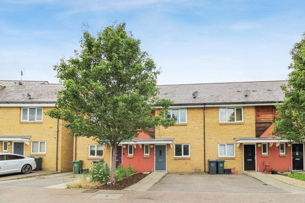 Snowden Hill, Northfleet, Gravesend... 2 bed terraced house - £1,400 ...