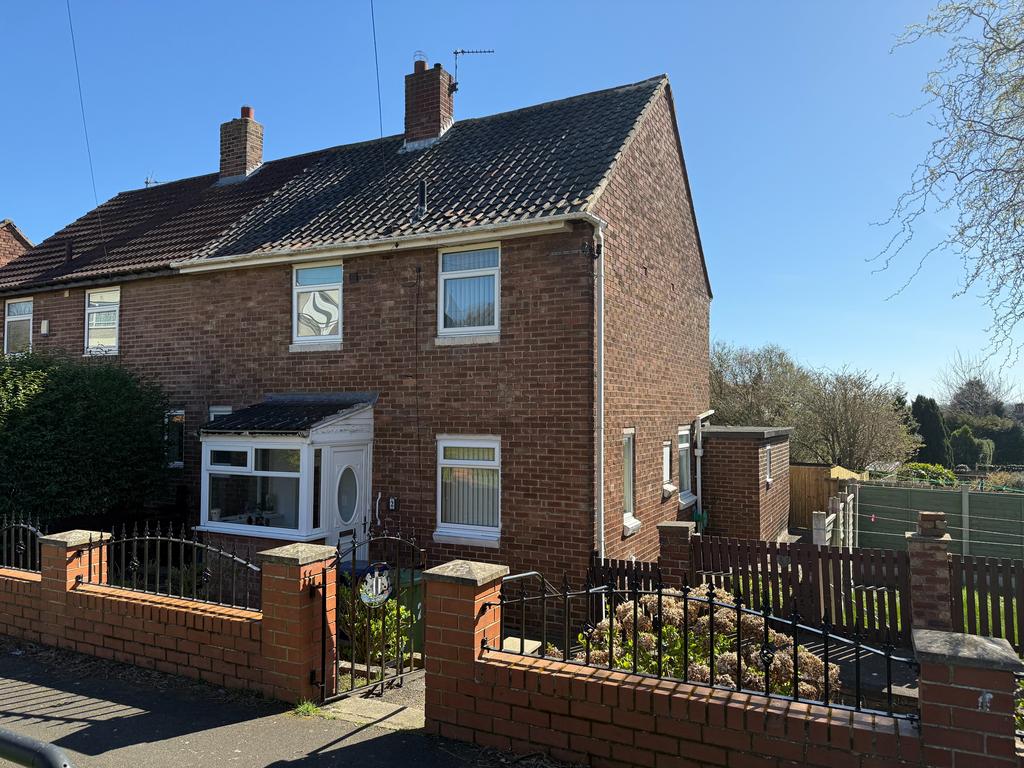 Bowfell Avenue, Newcastle upon Tyne, NE5 3 bed semi-detached house for ...
