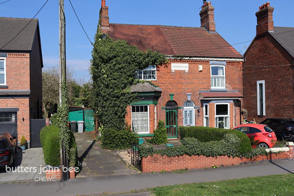 Crewe Road, Crewe 2 bed semi-detached house - £120,000
